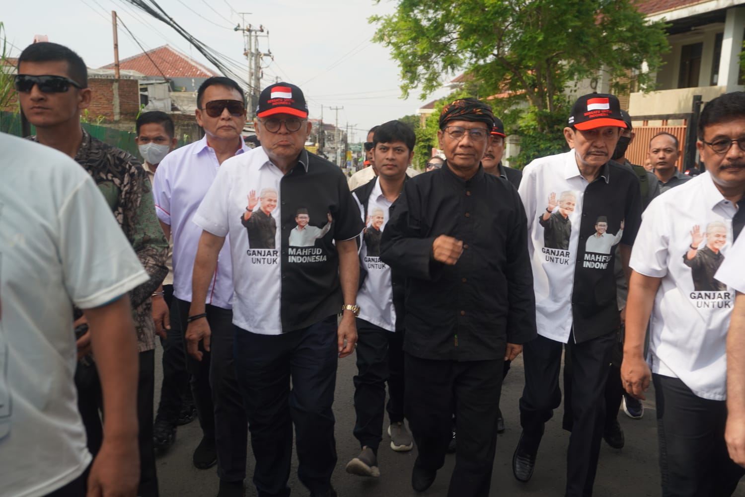 Relawan Juragan: Kang Hasanuddin Dampingi Cawapres Nomor 3 Mahfud MD ke ...