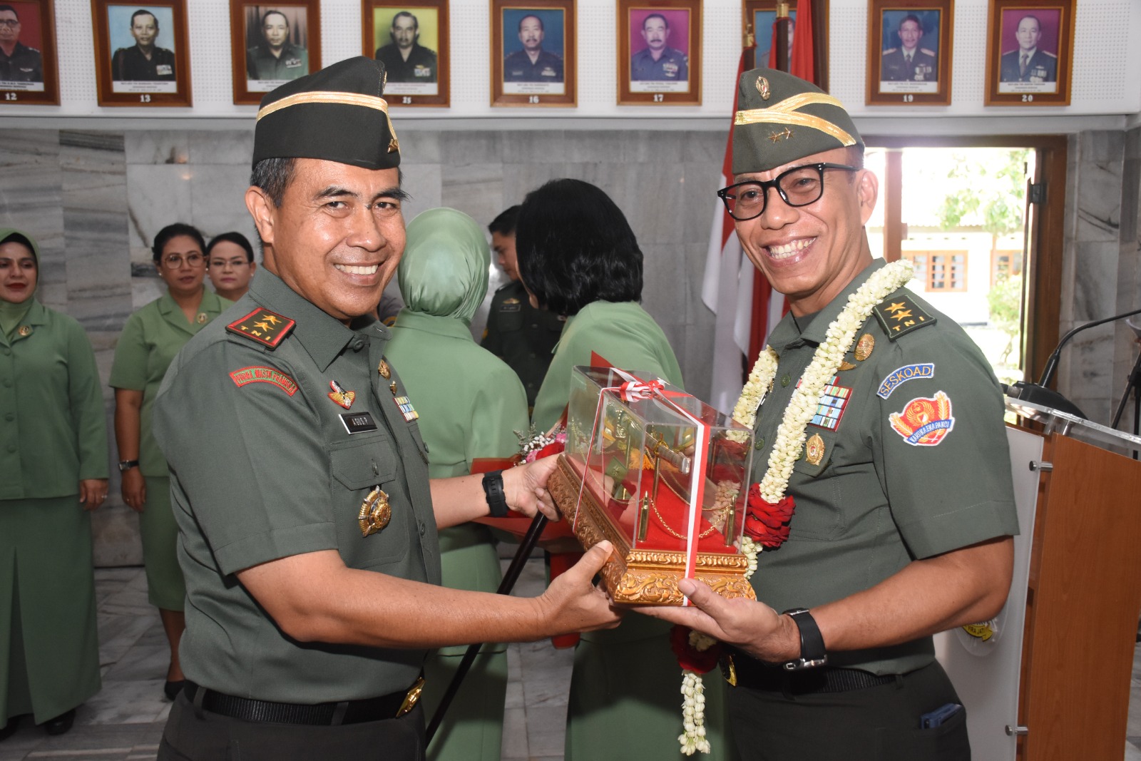 Tradisi Korp, Sambut Komandan Seskoad Mayjen TNI Agus Prangarso | KAPOL.ID